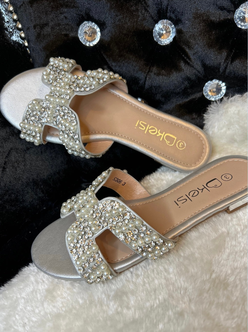 Crystal pearl embellished sliders – cbsboutique